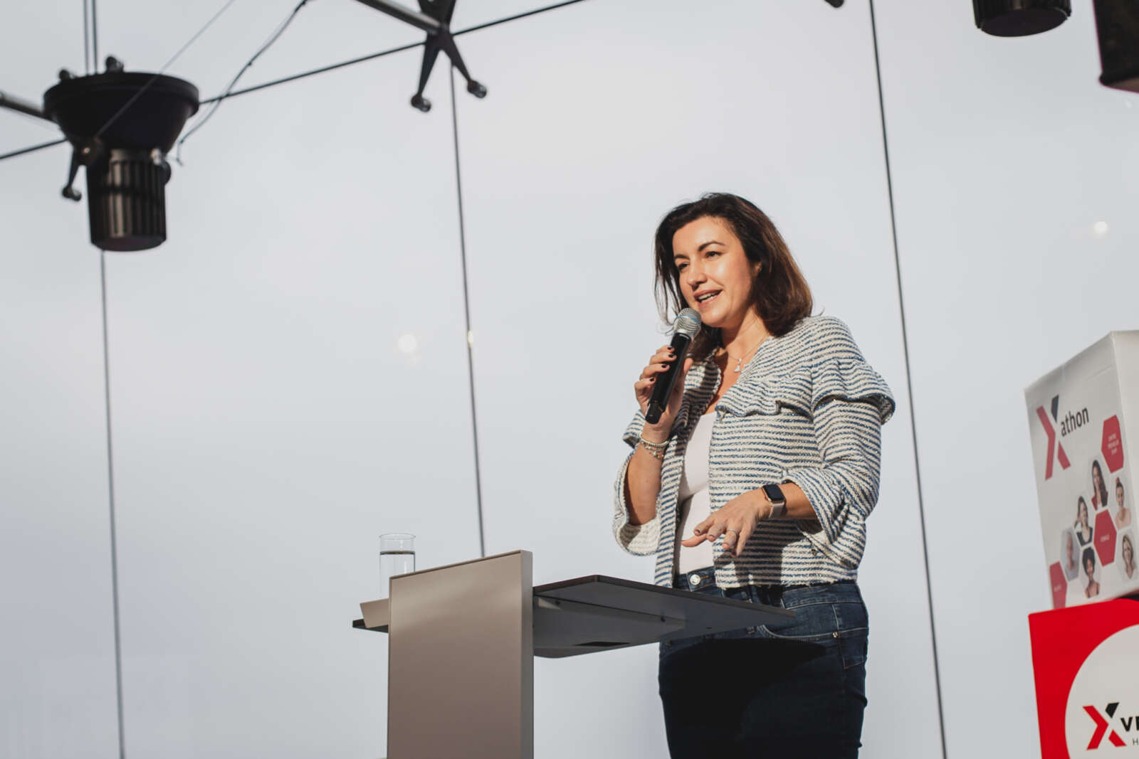 ignore gravity | Xathon Berlin Review